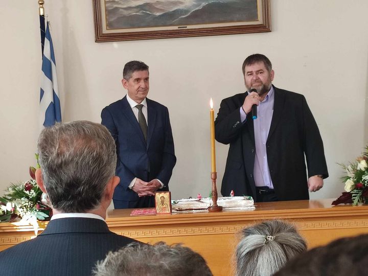 Δυτική Αχαΐα: Για ποιους έκοψε το κομμάτι της πίτας ο Φίλιππας Λιάκος ...
